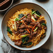 pan fried noodles with beef